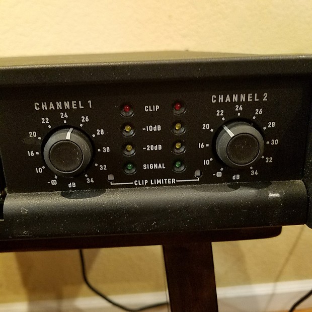 QSC Powerlight 1.8 Power Amplifier | Reverb