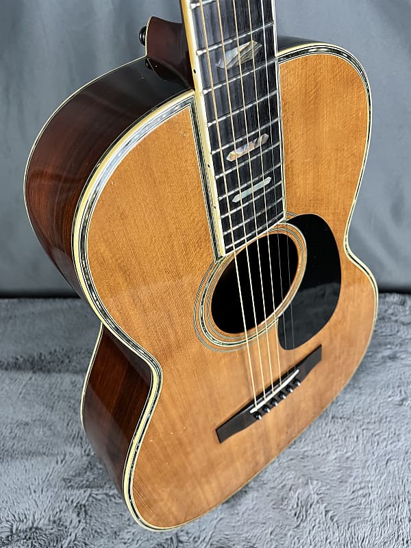 Suzuki Three S Pre-war Martin Type with pickup Rare | Reverb