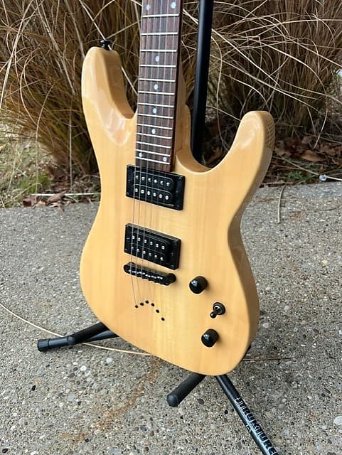 Dean Vendetta 6-String Guitar, Natural | Reverb