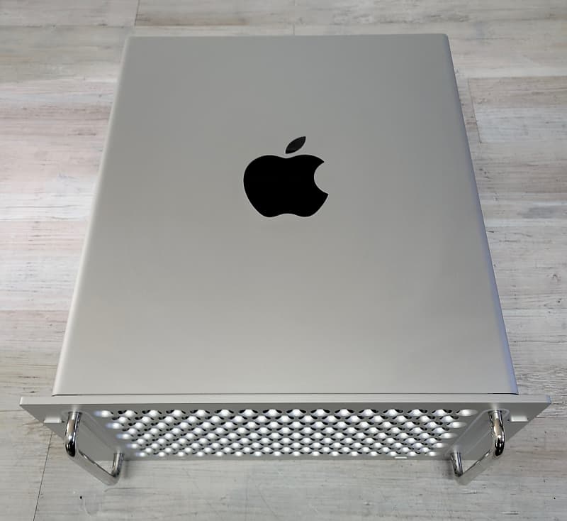 Apple 2019 Mac Pro Rack 24 Core 2.7ghz 192gb ram 1tb SSD | Reverb