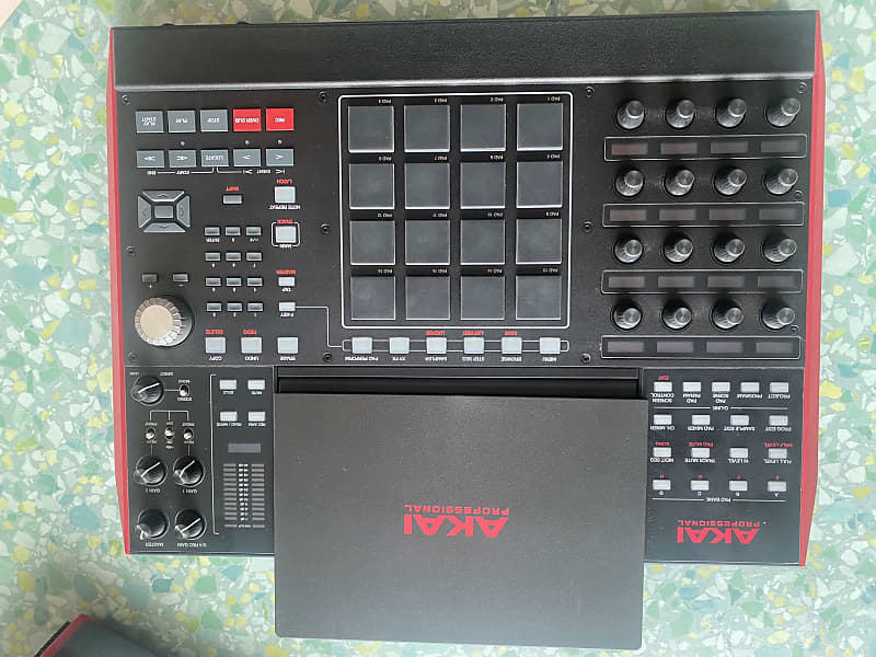 Akai MPC X Standalone Sampler / Sequencer 2017 - Present - | Reverb