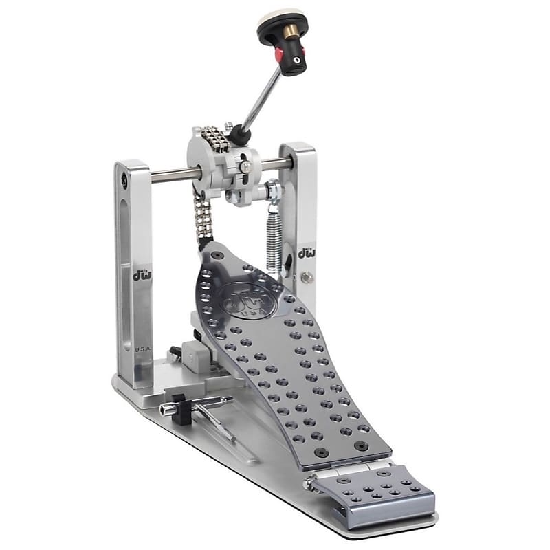 DW DWCPMCD Machined Chain Drive Single Bass Drum Pedal | Reverb