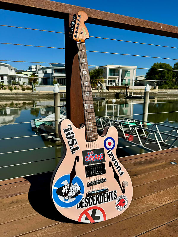 Tom Delonge Blink 182 Signature Starcaster Replica | Reverb UK