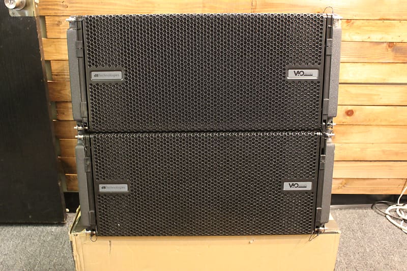 dB Technologies VIO-L210 2 Way Active Line Array Modules | Reverb