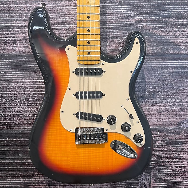 SPECTRUM STRATOCASTER Electric Guitar (Sarasota, FL) | Reverb