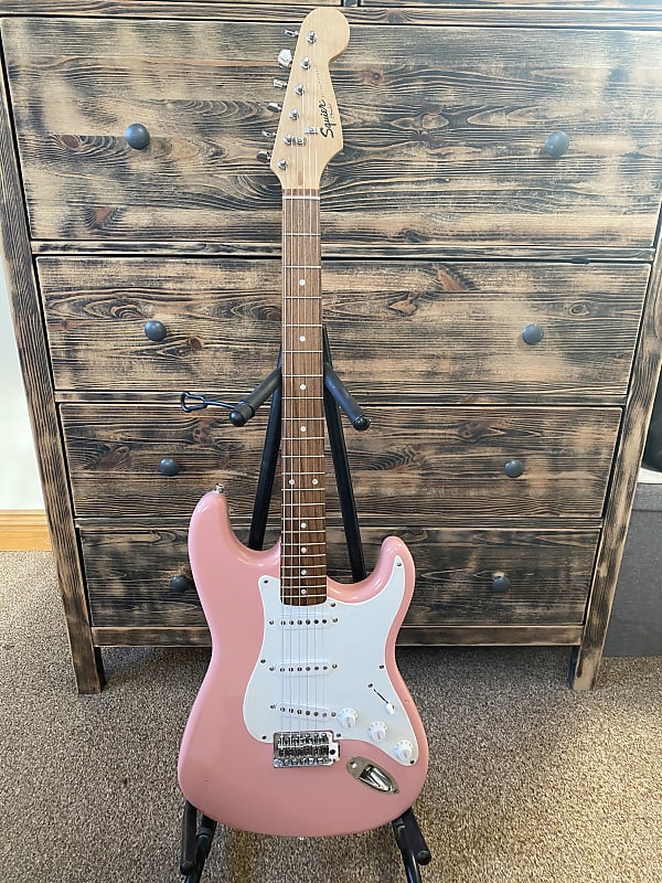 Squier Stratocaster 2007 Pink | Reverb Australia