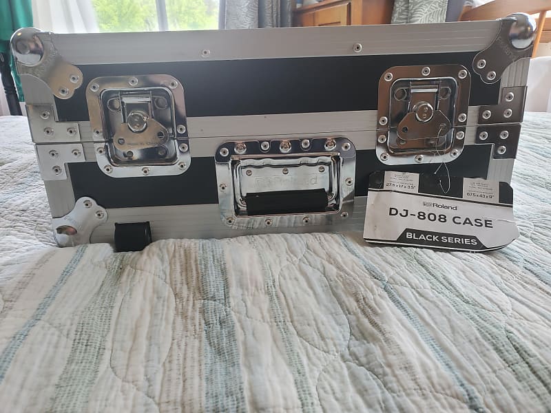 Roland DJ-808 Case Heavy Duty Road Case with wheels Guitar | Reverb