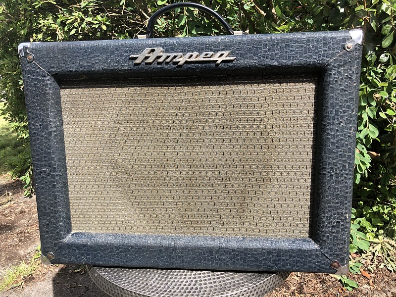 1962 Ampeg R-12 Rocket | Reverb