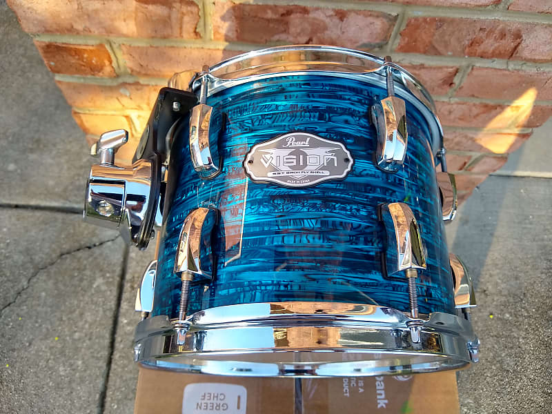 PEARL VISION STRATA BLUE 10" RACK TOM WITH MOUNT....MINT! | Reverb