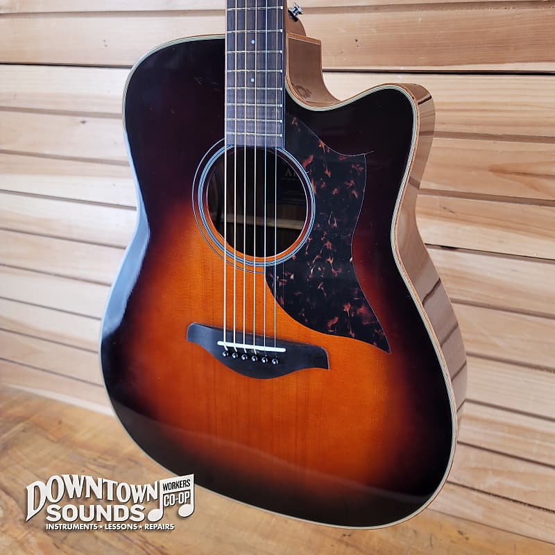 Yamaha A1R A/E Acoustic Guitar with Gator Archtop Hard Case - | Reverb