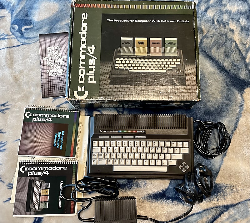 Commodore Plus 4 1984 | Reverb
