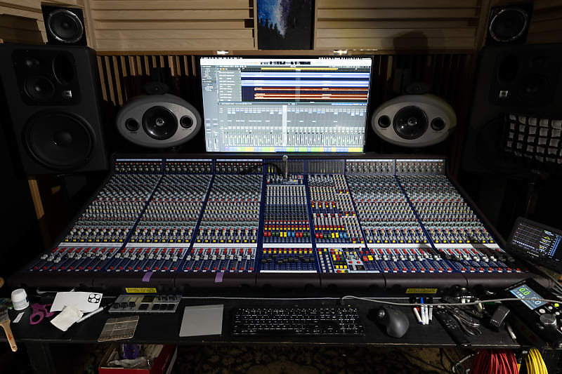 Midas Legend 3000 40 channel Console 1990's - with flight | Reverb