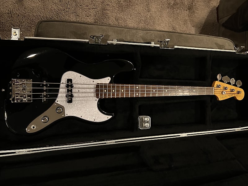 Fender Jazz Medium Scale MIJ Bass 2012 RARE! | Reverb