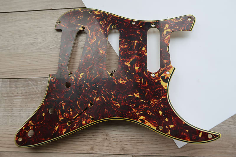 Fender Stratocaster Tortoise Celluloid 59 10 hole avri USA | Reverb