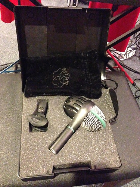 AKG D112 | Reverb
