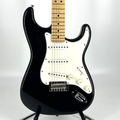 2021 Fender Player Stratocaster - Black | Reverb