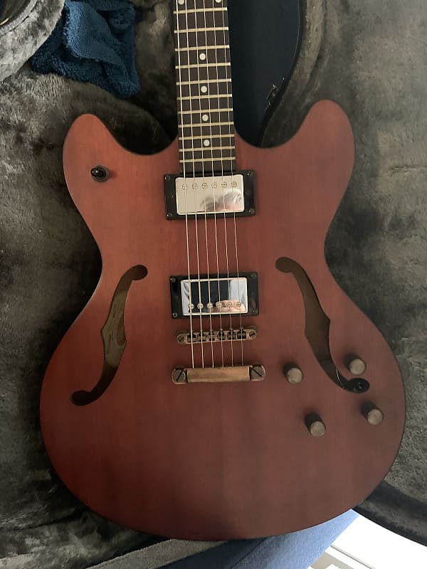 Washburn HB35 2010s w/OHSC | Reverb Canada