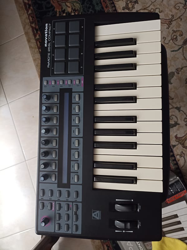 Novation ReMOTE 25 SL Compact | Reverb