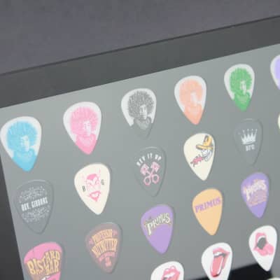 Plectrum Spectrum™ 8" x 10" Black Guitar Pick Display Insert | Reverb