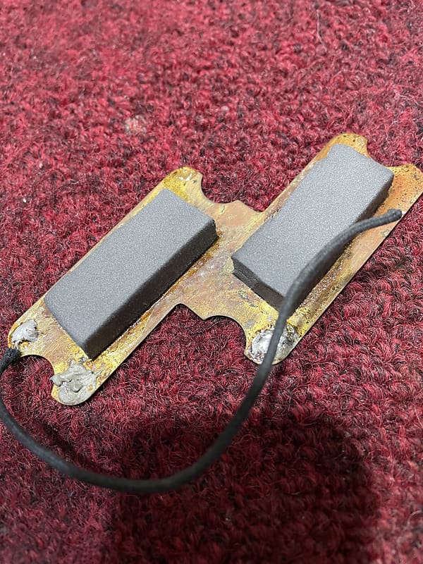 Fender Precision Bass 1960 - 1970 Brass Pickup Shielding | Reverb