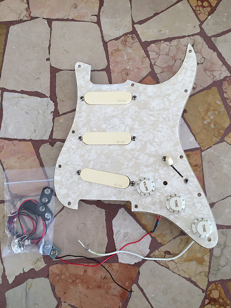 EMG GC21 SA Prewired Pickguard Set loaded pickguard 2002 | Reverb