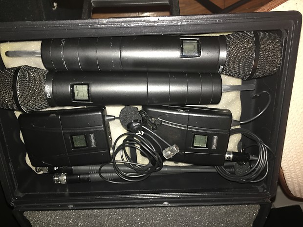 SHURE UHF Model-U4D-UA 782-806 mhz System | Reverb UK
