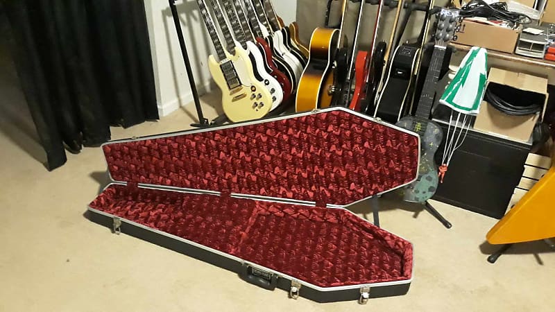 Coffin Case / Bass / Extreme shaped guitars | Reverb