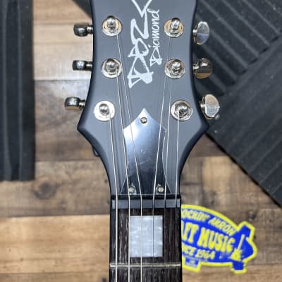 DBZ Diamond Cavallo Elite Flying V Black Satin w/ Hardshell | Reverb