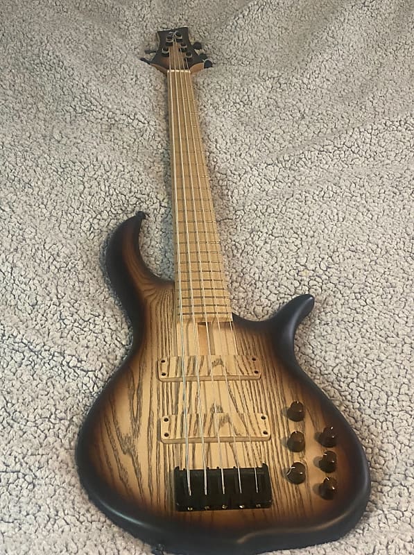 F Bass Bn5 2018 - Brown burst matte | Reverb