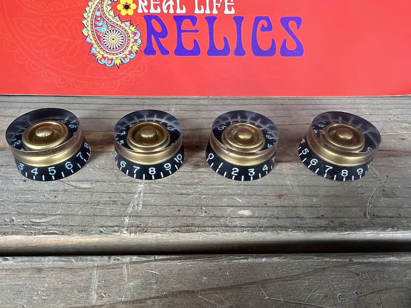 Real Life Relics Black and Gold Speed Knobs (Set of 4) | Reverb UK