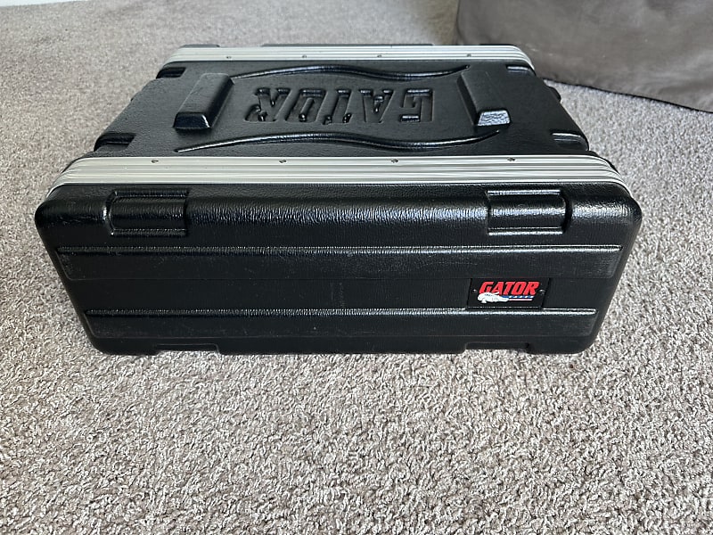 Gator 3 Space Shallow Rack Case GR-3S Black | Reverb