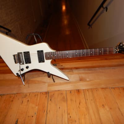 Kramer Condor 1984 White OHSC Super Clean Explorer | Reverb