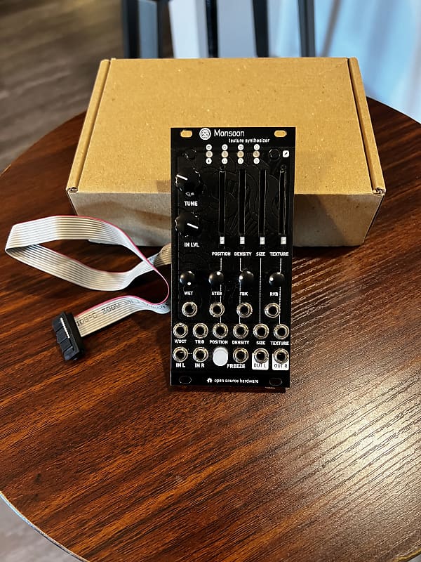 Magpie Modular Monsoon (uBurst+) Mutable Instruments Clouds | Reverb