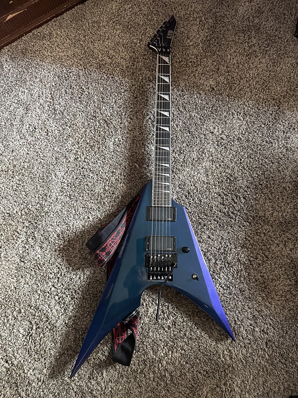 ESP LTD Arrow-1000 2019 - Present - Violet Andromeda | Reverb