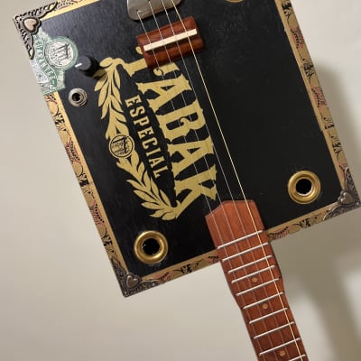 Fretless Acoustic 4-String Cigar Box Guitar | Reverb