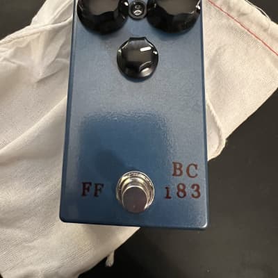 Berry Pedals Doom Fuzz (DAM MEATHEAD CLONE) 2021 Pink | Reverb