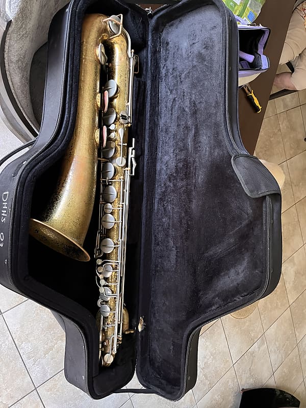 Bundy Baritone Saxophone mid 1960s - Aged Brass | Reverb
