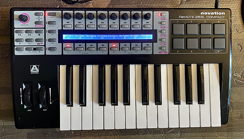 Novation ReMote 25SL Compact Midi control Black | Reverb