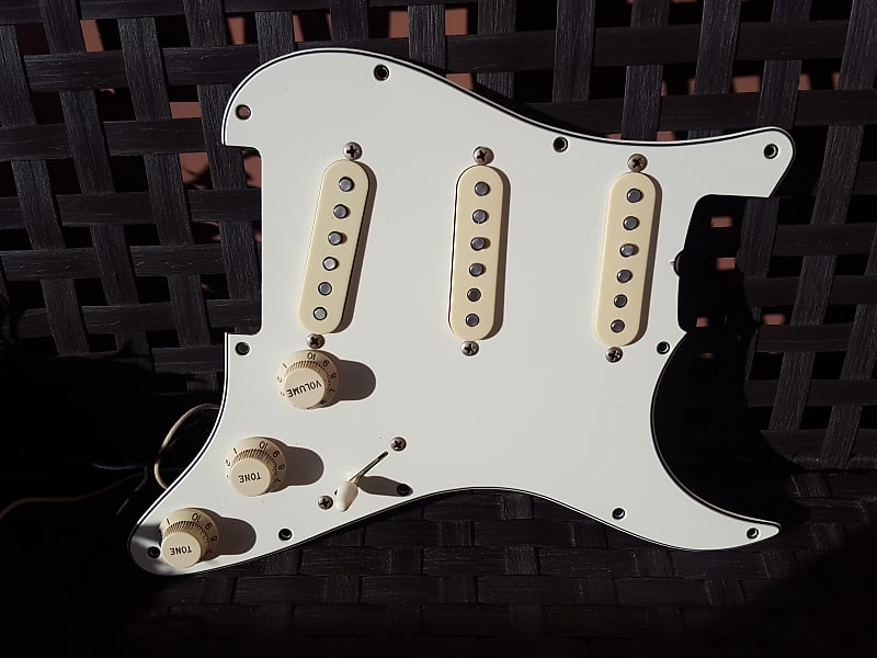 Mark Foley Pickups MC68 Pre-Wired Aged Stratocaster Pickguard | Reverb