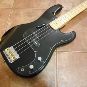 Epiphone by Gibson Accu Bass. P-Bass. Black. Maple Neck. | Reverb