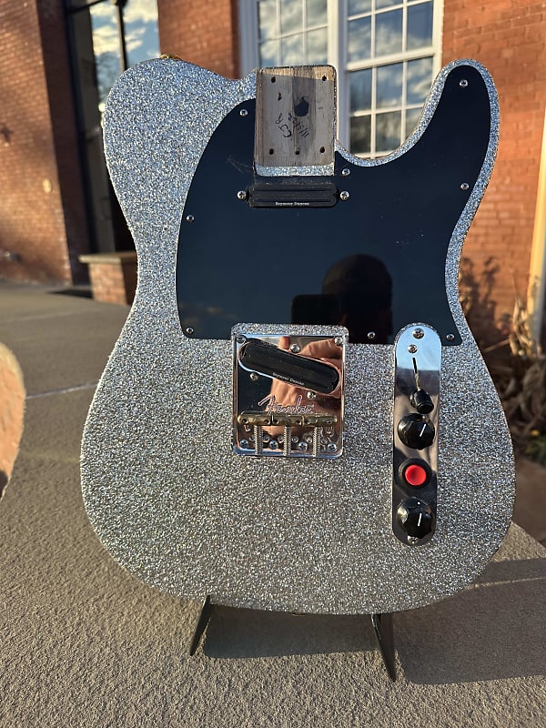 Fender Loaded Tele Body 2022 - Silver Sparkle 4lbs 5oz. | Reverb