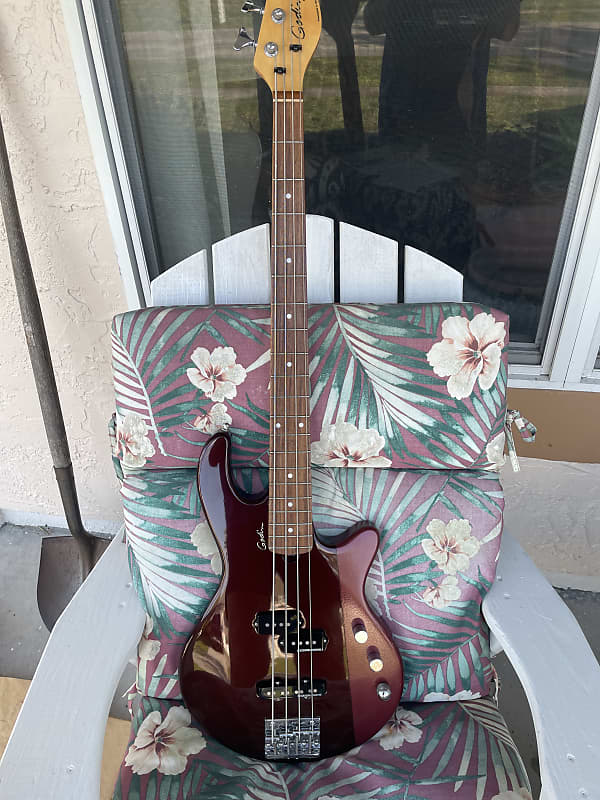 Godin Freeway 4 Bass Guitar in 2 Tone Copper w/Godin Gig Bag | Reverb