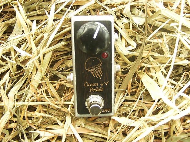 Boutique Boost Pedal Clone 2016 | Reverb