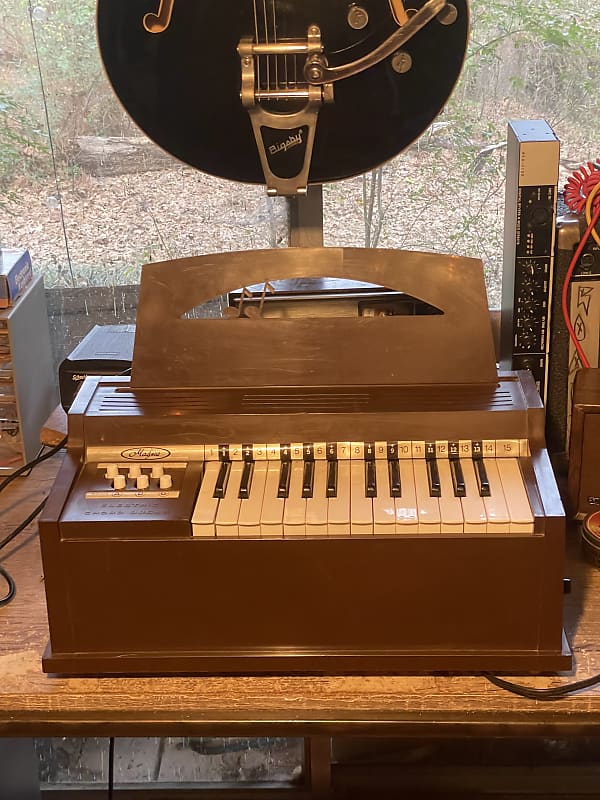 Magnus 300 chord organ 1960s | Reverb