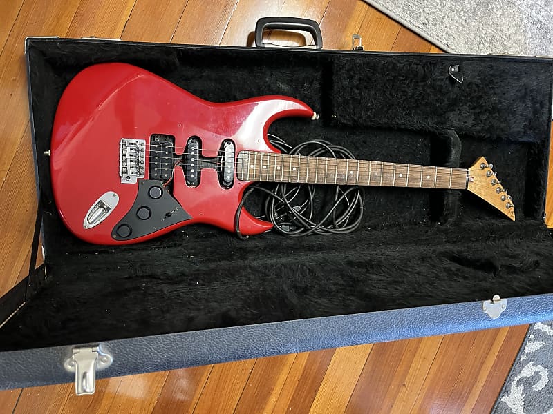 Dean Strat style HSS 80s w/OHSC - Red - PROJECT | Reverb