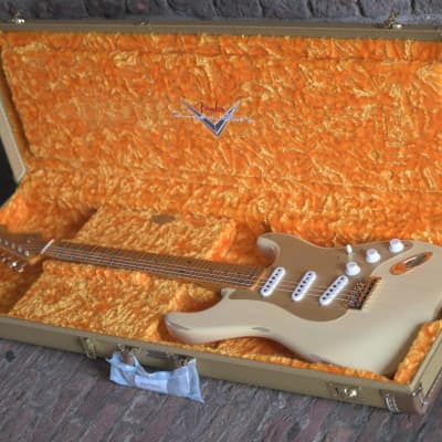 Fender Custom Shop Limited Edition '55 Bone Tone | Reverb France