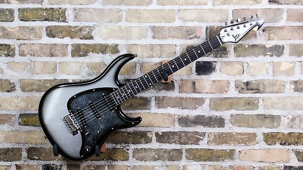 Peavey Raptor Plus Electric Guitar Custom | Reverb