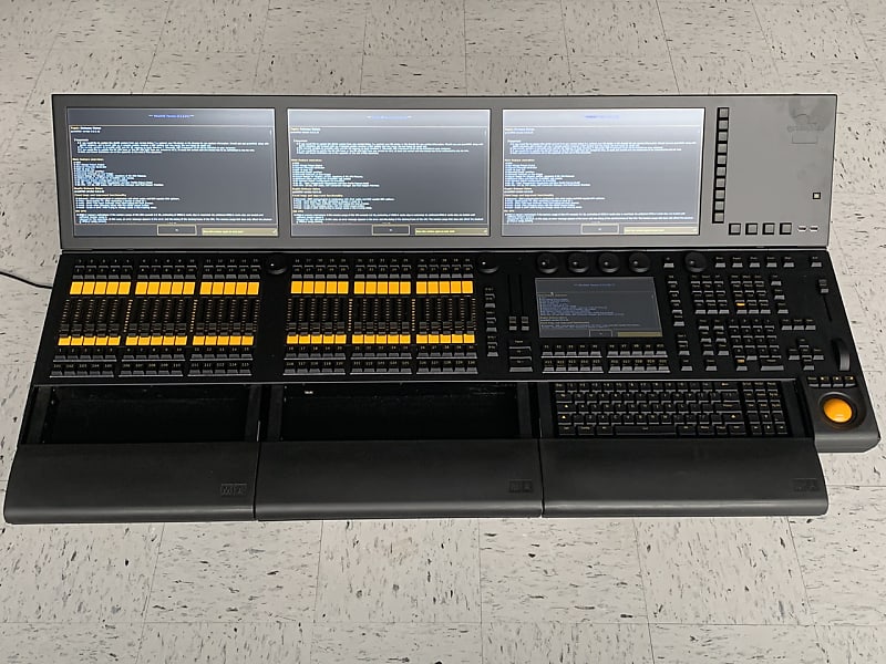MA Lighting GrandMA2 Lighting Console | Reverb