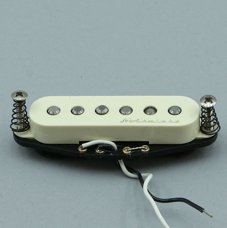 Fender Vintage Noiseless Strat Single Coil Middle / Neck | Reverb