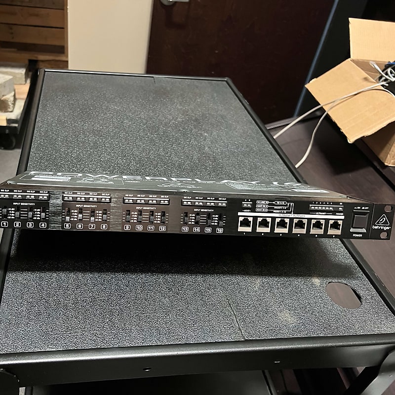 Behringer Powerplay 16 | Reverb